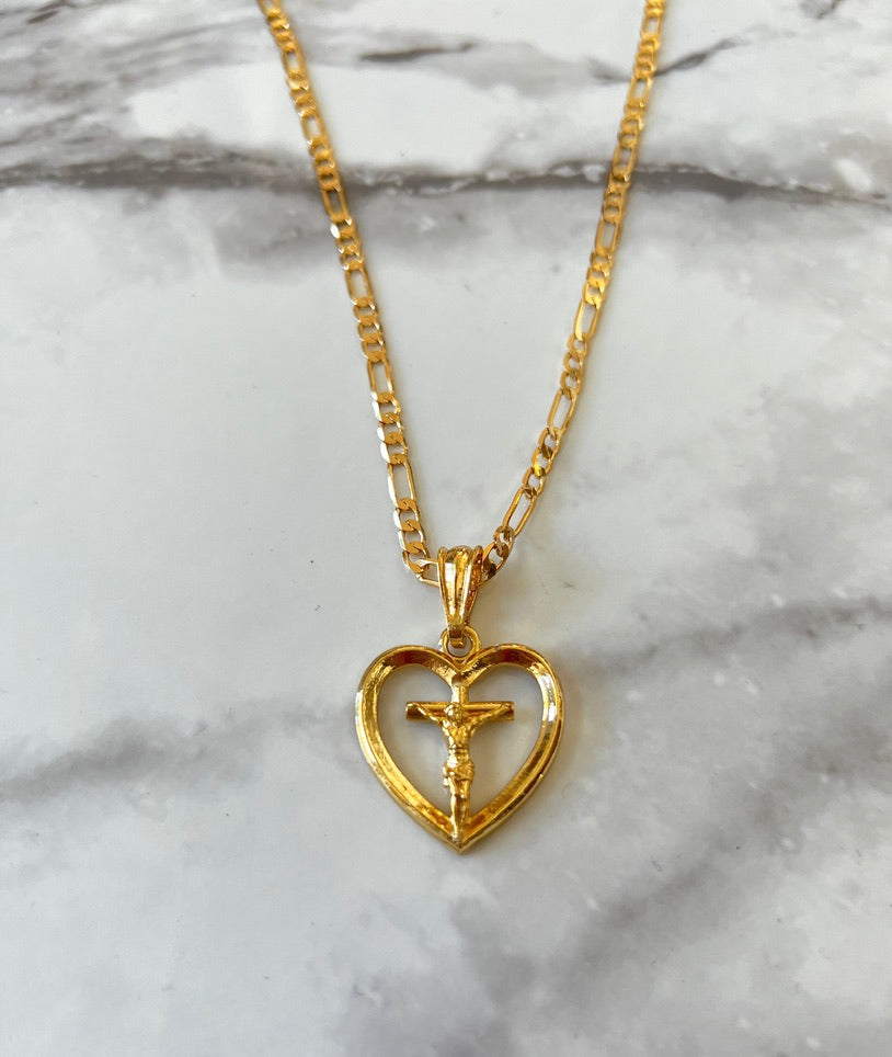 Crucifix Heart – GoldDipped