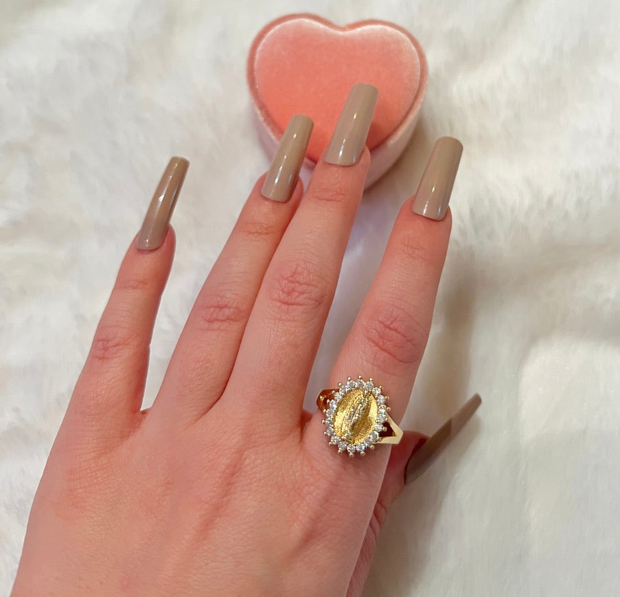 Oval Mary Ring – GoldDipped