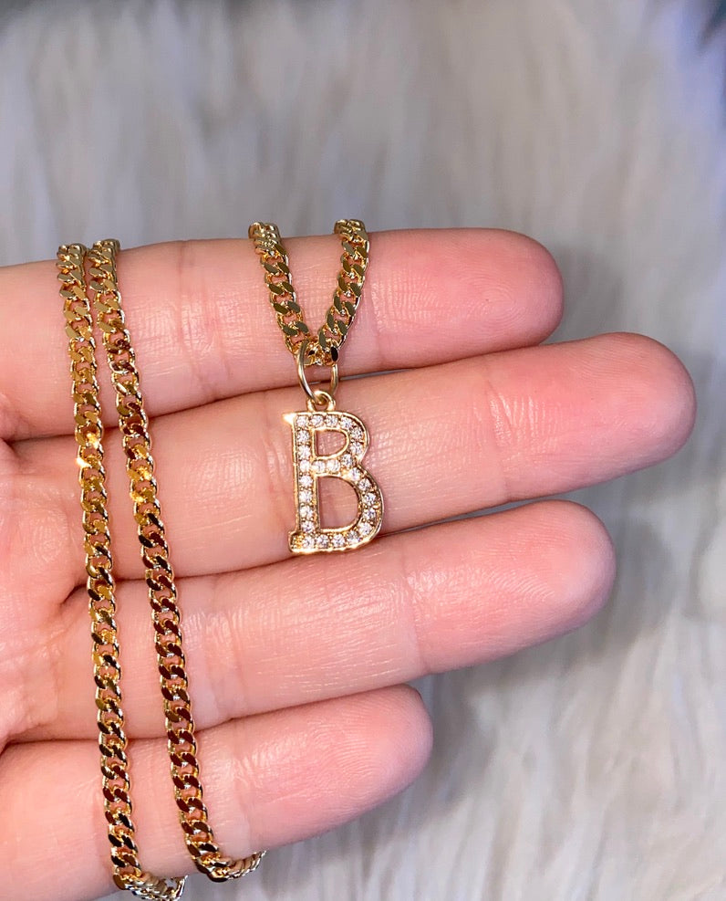 Icy Initial (Kyra Cuban Chain) – GoldDipped