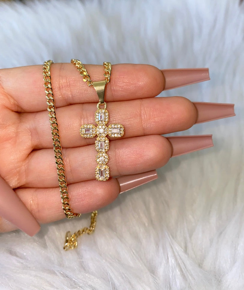 Geometric Cross (Cuban Chain) – GoldDipped